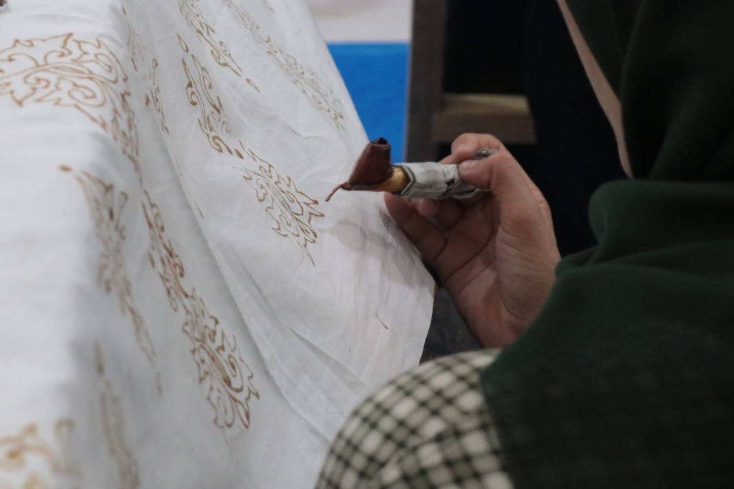 Dekranasda Aceh Besar Gelar Pelatihan Membatik - SeputarAceh.id